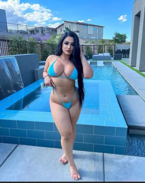 Nadia Khar: Pack de fotos