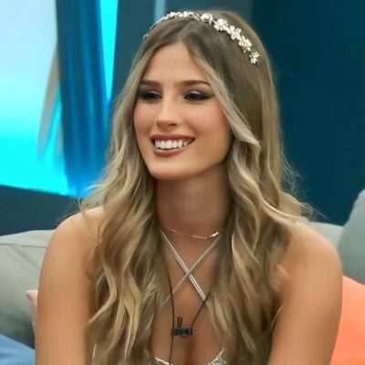 Julieta Poggio - Página de Modelo - ColorMusic