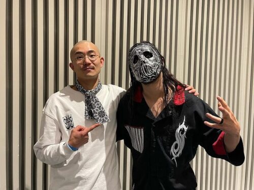 Jay Weinberg presenta su nueva máscara con Slipknot en Japón