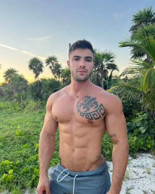 Daniel Montoya: El colombiano que triunfa en OnlyFans