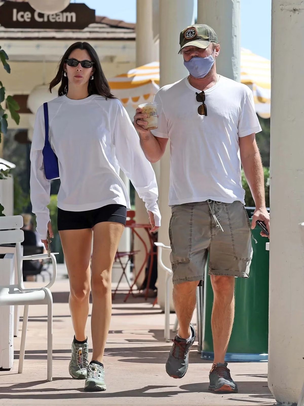 Leonardo DiCaprio y Vittoria Ceretti 3 - ColorMusic Leonardo DiCaprio y Vittoria Ceretti 3 - ColorMusic