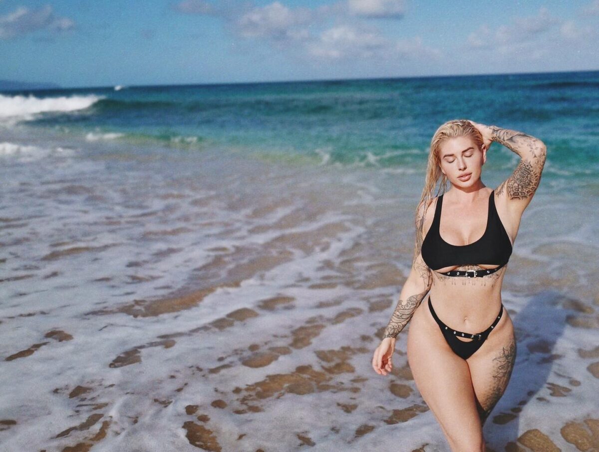 Modelo australiana de OnlyFans - ColorMusic