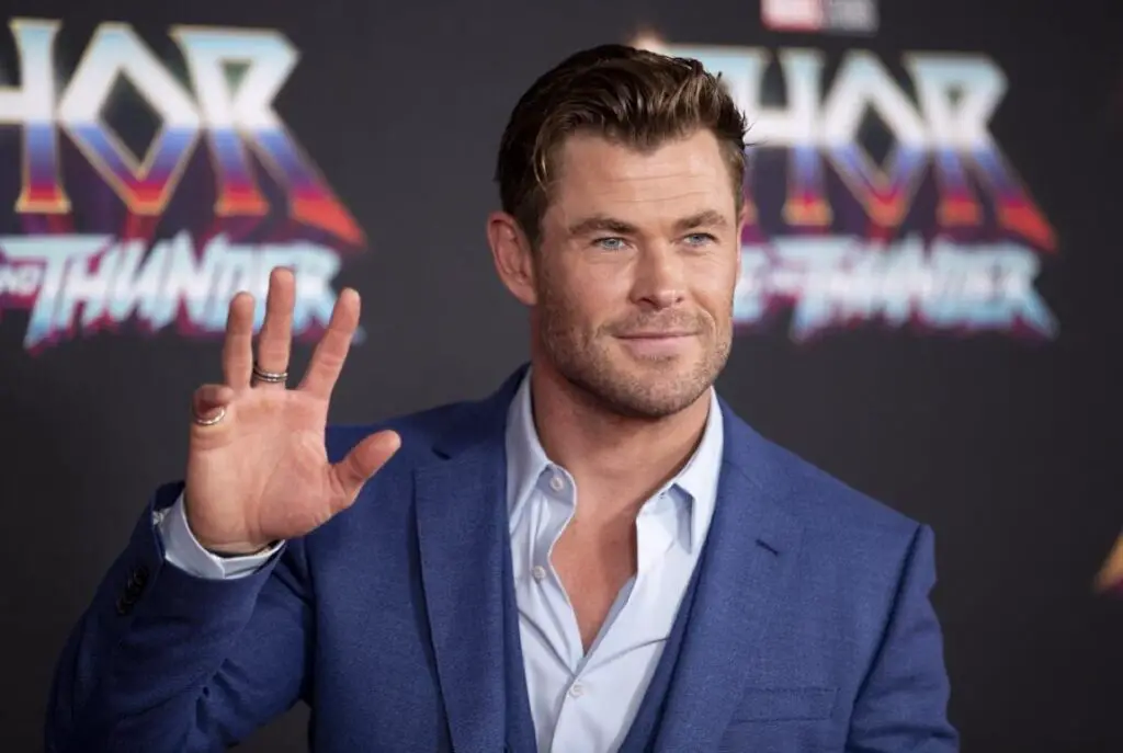 Chris Hemsworth Thor - ColorMusic