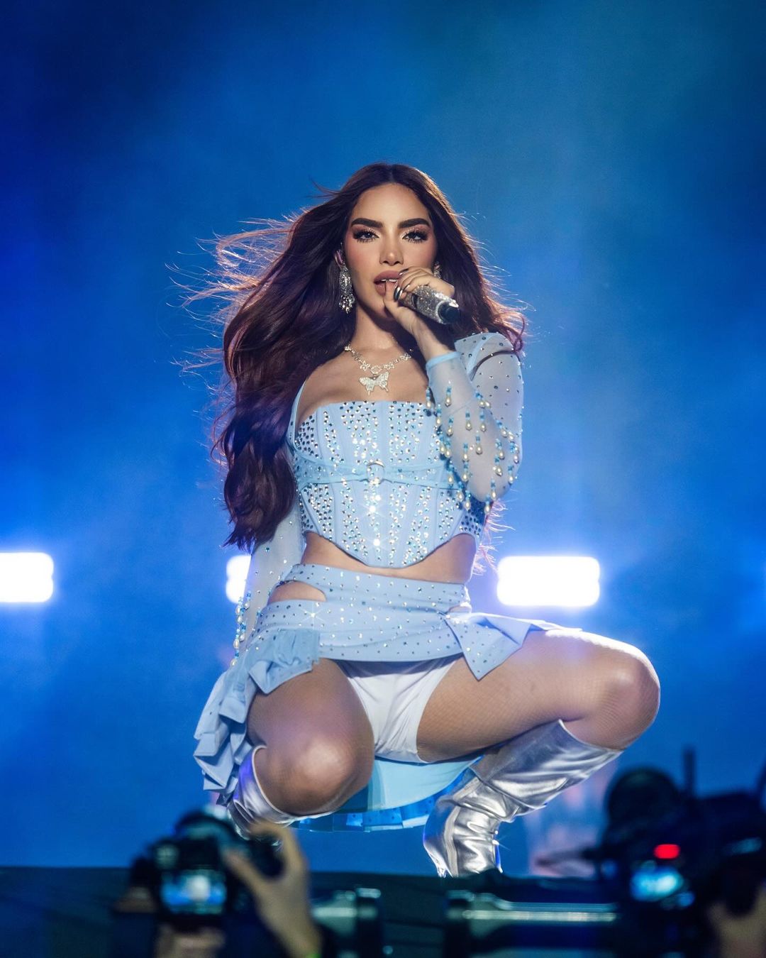 Kimberly Loaiza - Modelo - ColorMusic