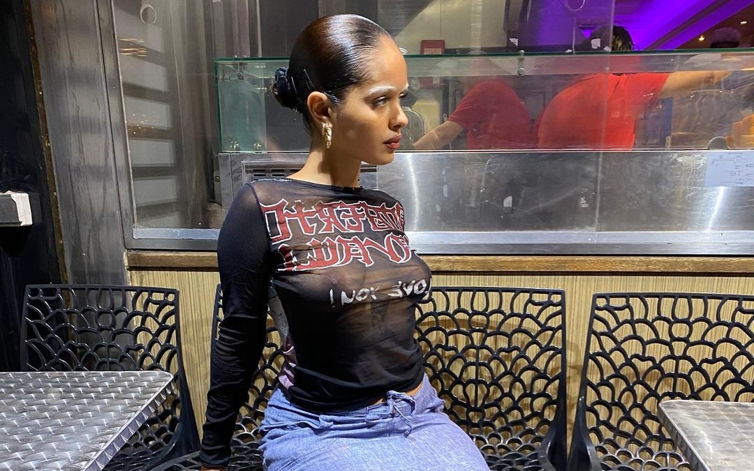 Kleopatre Donezo 02 - ColorMusic