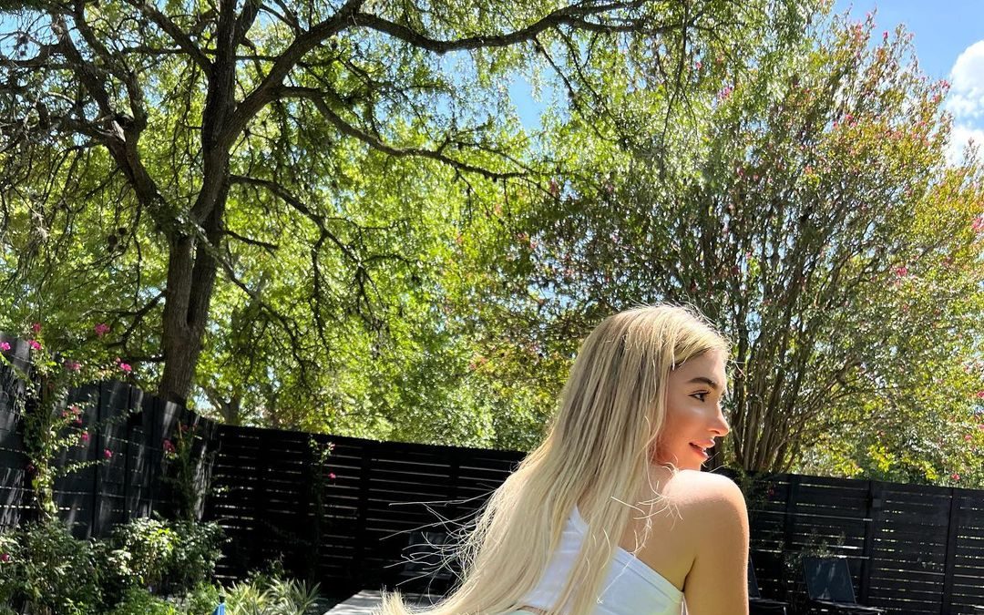 Faith Lianne 01 - ColorMusic