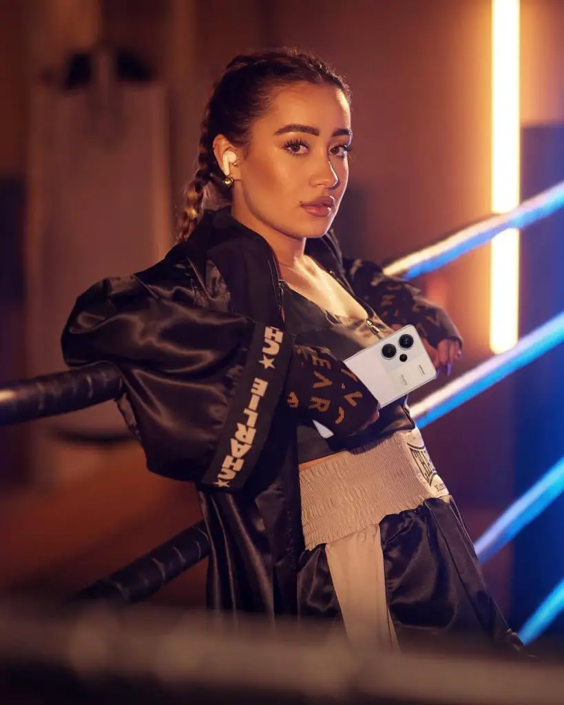 Marina Rivers 17 - ColorMusic