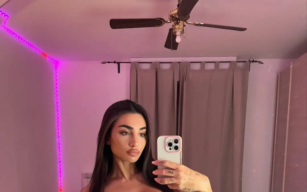 Michela-Mucciante-mikyymouse-onlyfans-024 - ColorMusic