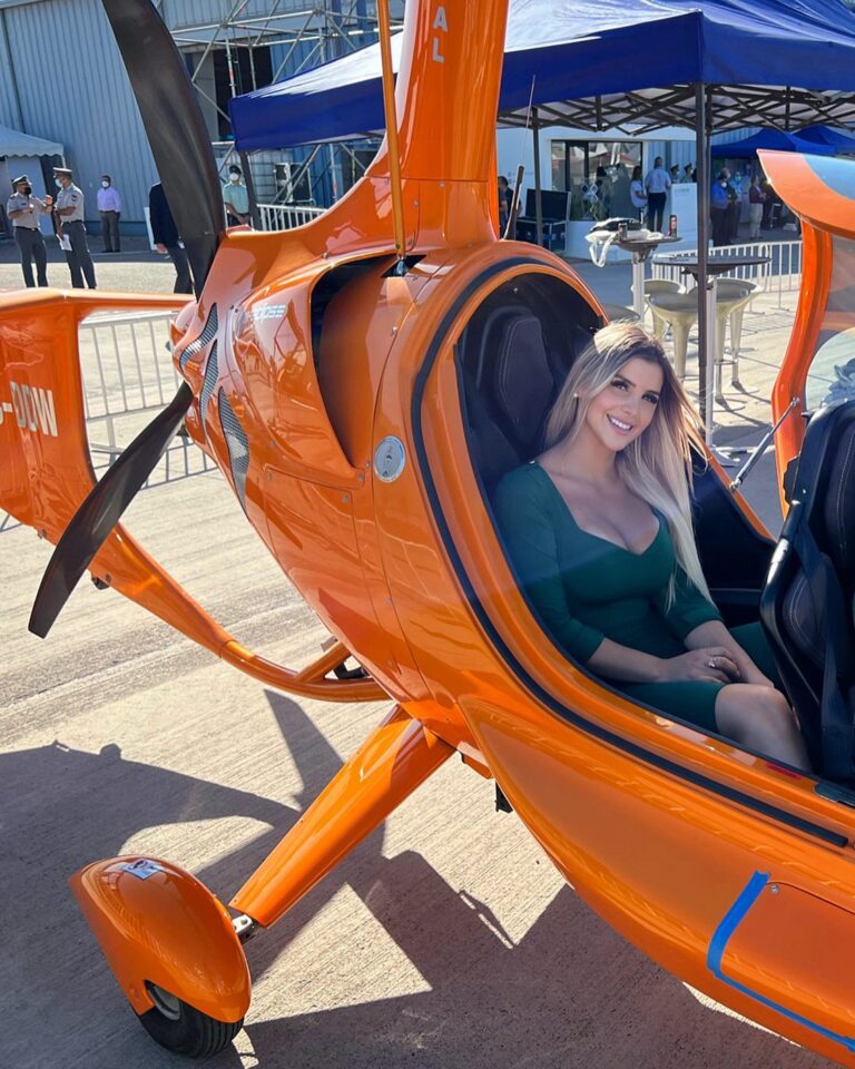 modelo chilena sofialeonart 100 - ColorMusic